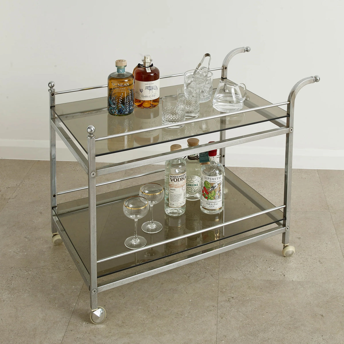 How to Style Your Vintage Drinks Trolley – Urban Bar USA